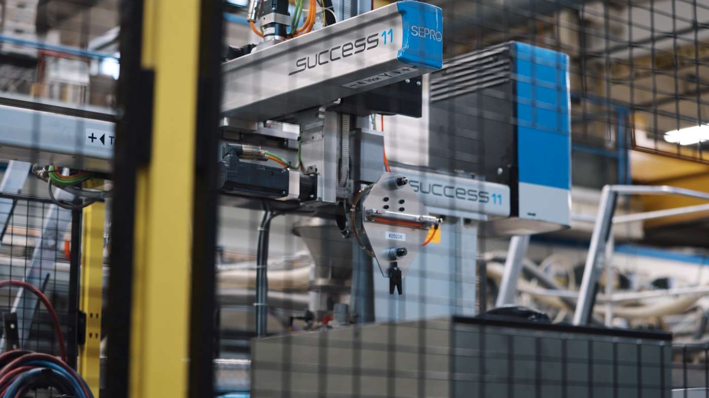 Custom Plastic Injection Molding | Nicolet Plastics | Custom Injection ...